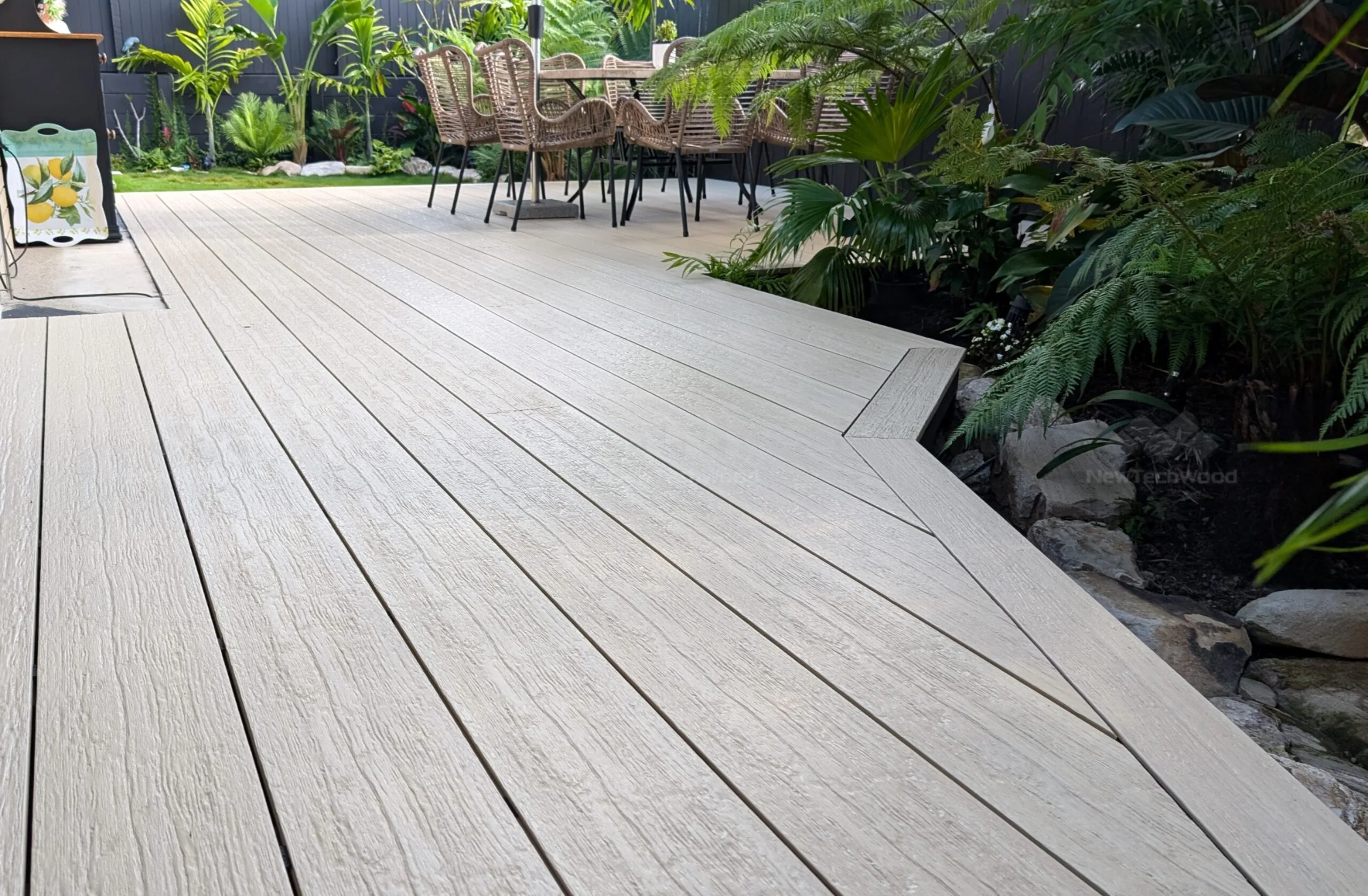 Modern Decking Along Coast 15 Inspiring Trex Deck Designs